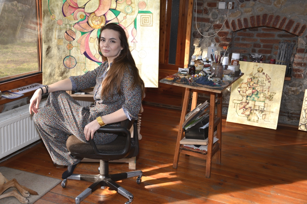 Ștefania Nistoreanu, despre artă și prima lucrare vândută în Bitcoin ...