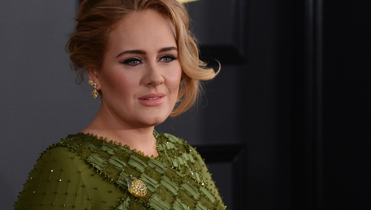 Prima poză cu Adele după divorț. Cântăreața a slăbit vizibil | Unica.ro