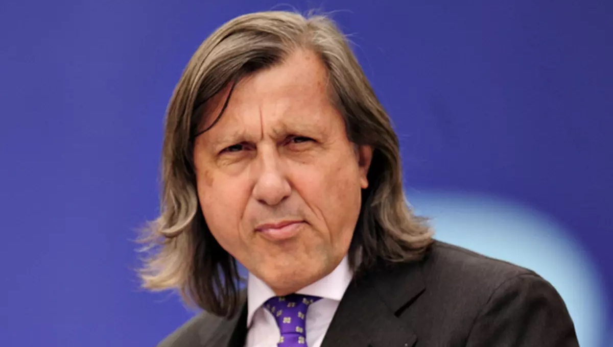 Fiica adoptivă a lui Ilie Năstase ar avea cont pe un site dedicat ...