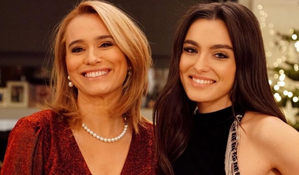 Imagini de colecție cu Alexia Eram în copilărie, publicate de Andreea ...