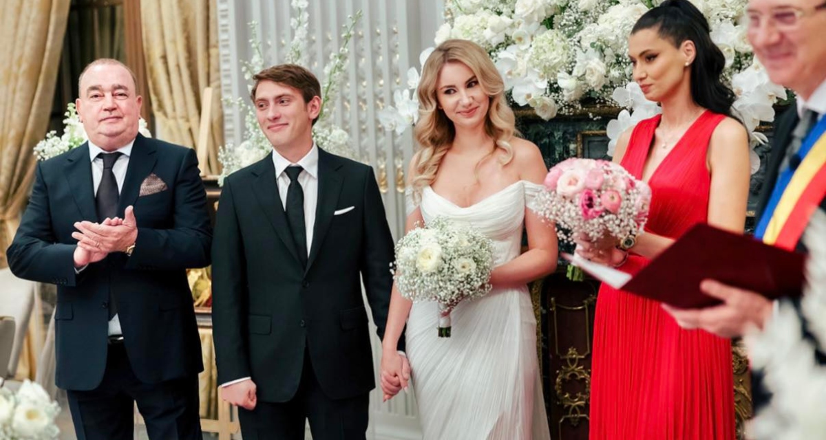 Fiul Gabrielei Firea s-a căsătorit. Mirela Vaida, o apariție ravisantă ...