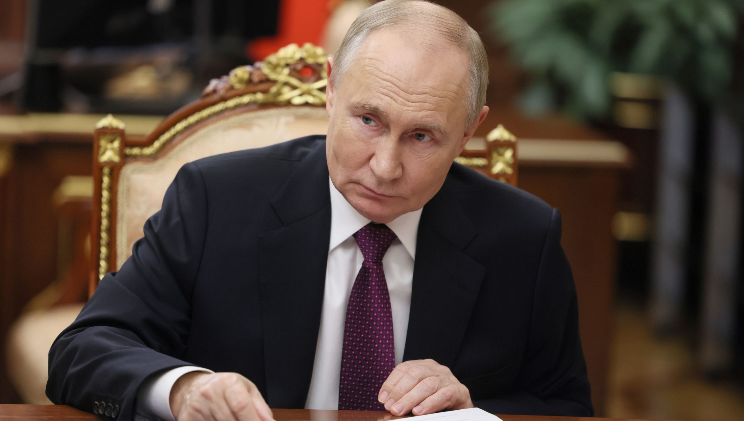 Cum arată și cu ce se ocupă fiica secretă a lui Vladimir Putin ...