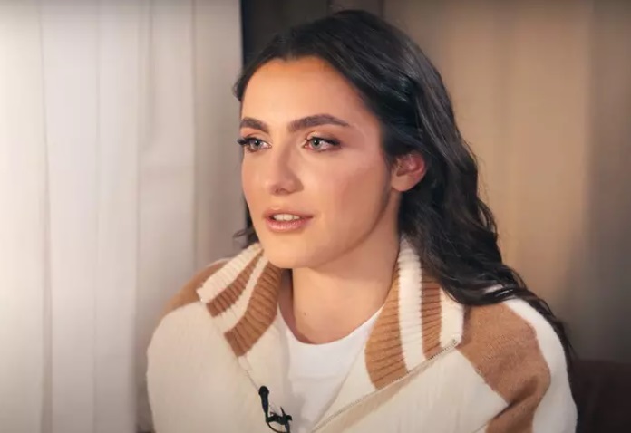 Alexia Eram și iubitul ei, în ipostaze incendiare în club. Cum au fost ...