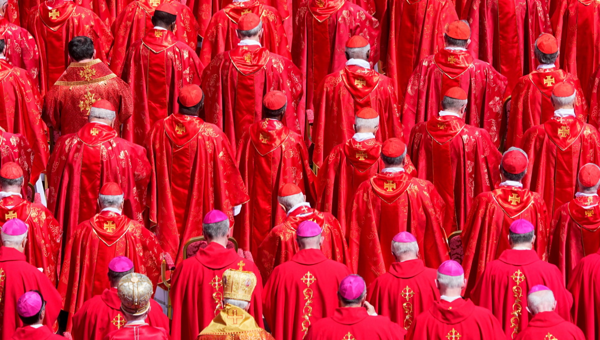 Galerie foto: Imagini emoționante de la înmormântarea Papei Francisc ...