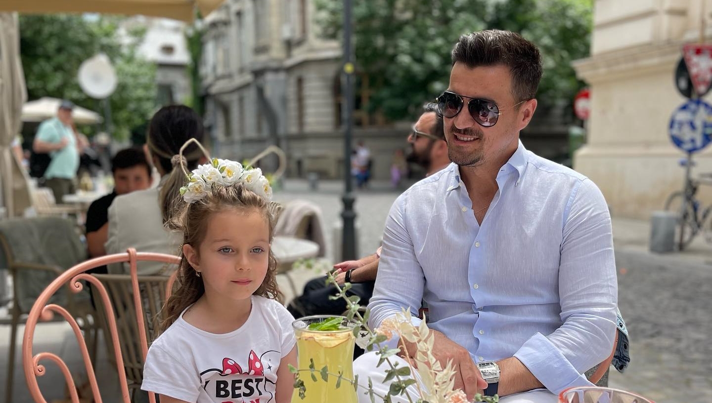 Elena Udrea a ratat încă o serbare a fiicei sale. „Nu a primit nicio permisie în toată această ...