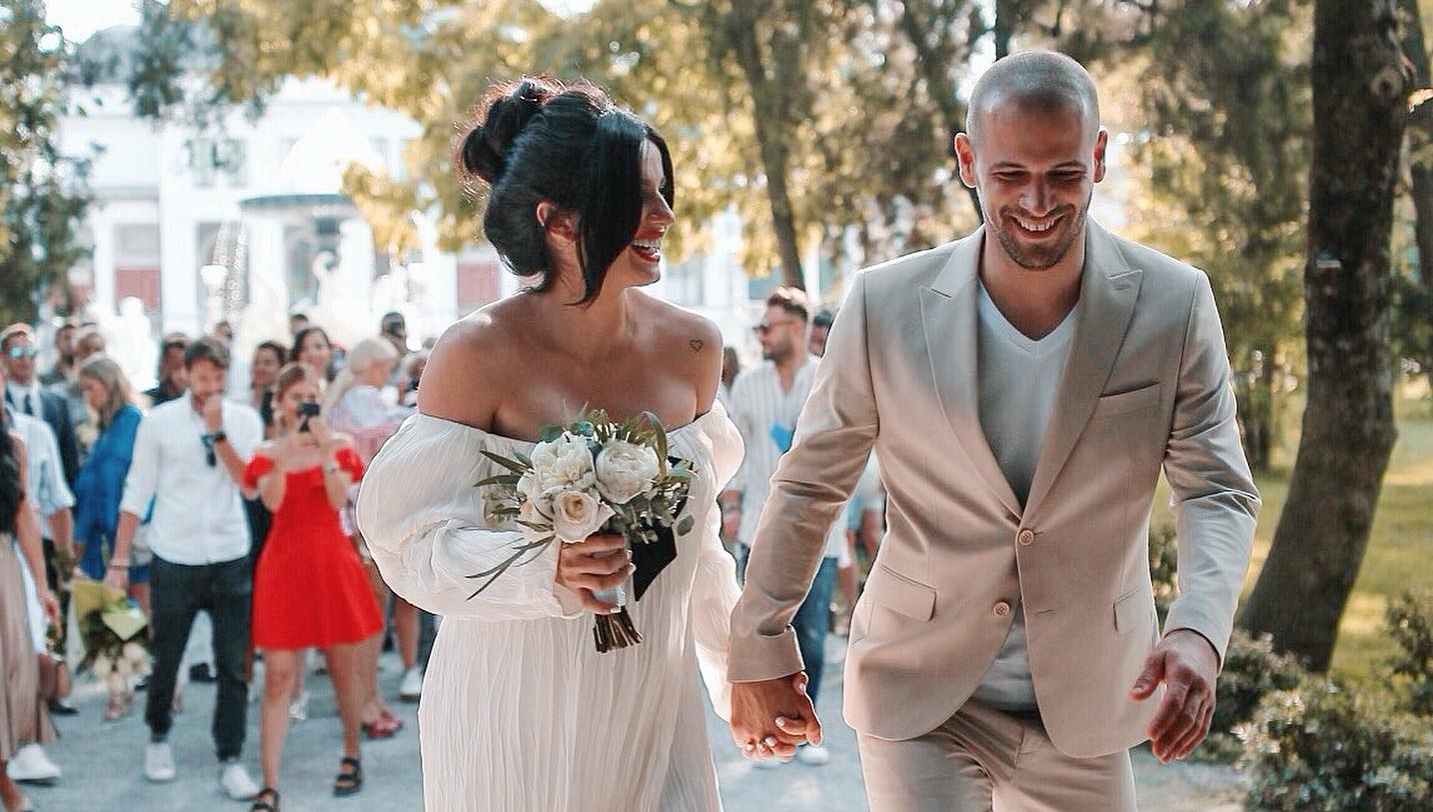 Ioana Grama, prima reacție după ce a fost acuzată că l-a înșelat pe fostul soț cu Bogdan Vlădău ...