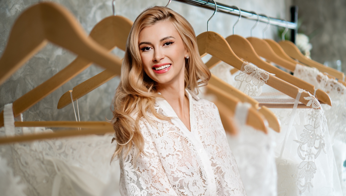 Andreea Bălan, primele imagini cu rochia de mireasă de la biserică ...